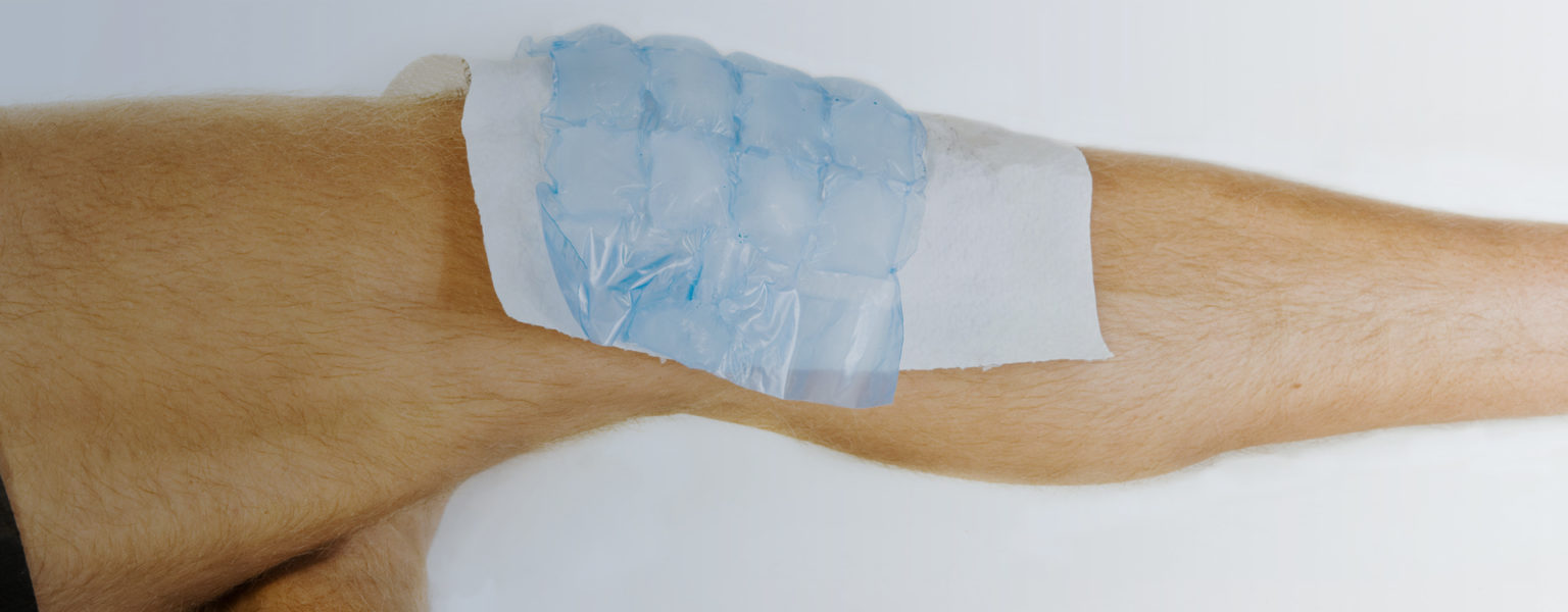 How to Make Your Own Ice Pack | BenchMark PT